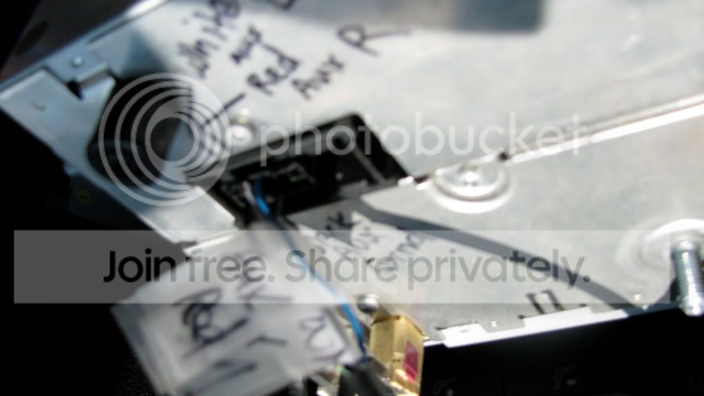 DIY: Premium 7 to MFD2 Aux. Input Wiring | GOLFMKV.com - VW GTI Forum ...